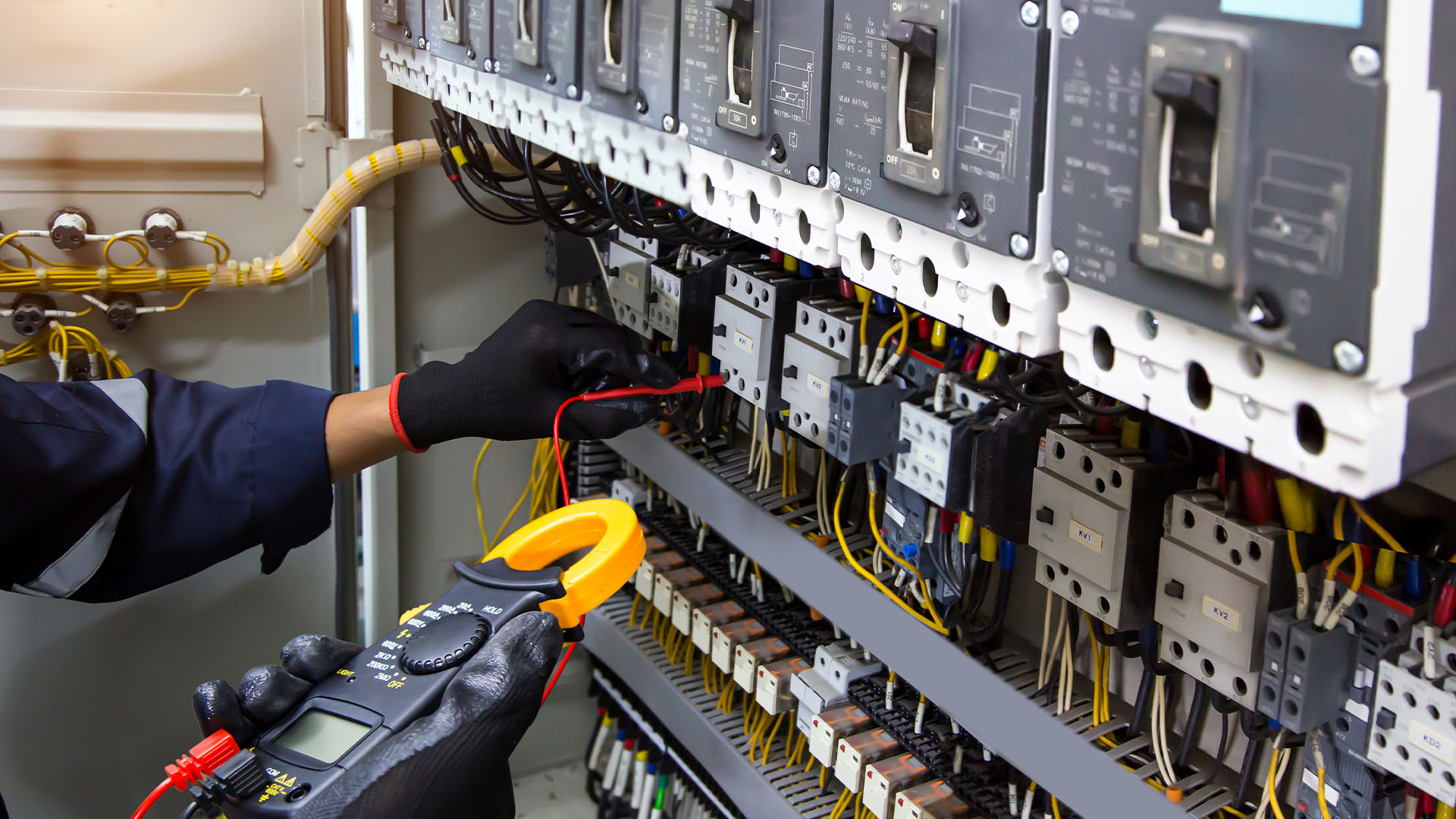 Expert Switchgear Installation & Repair Services